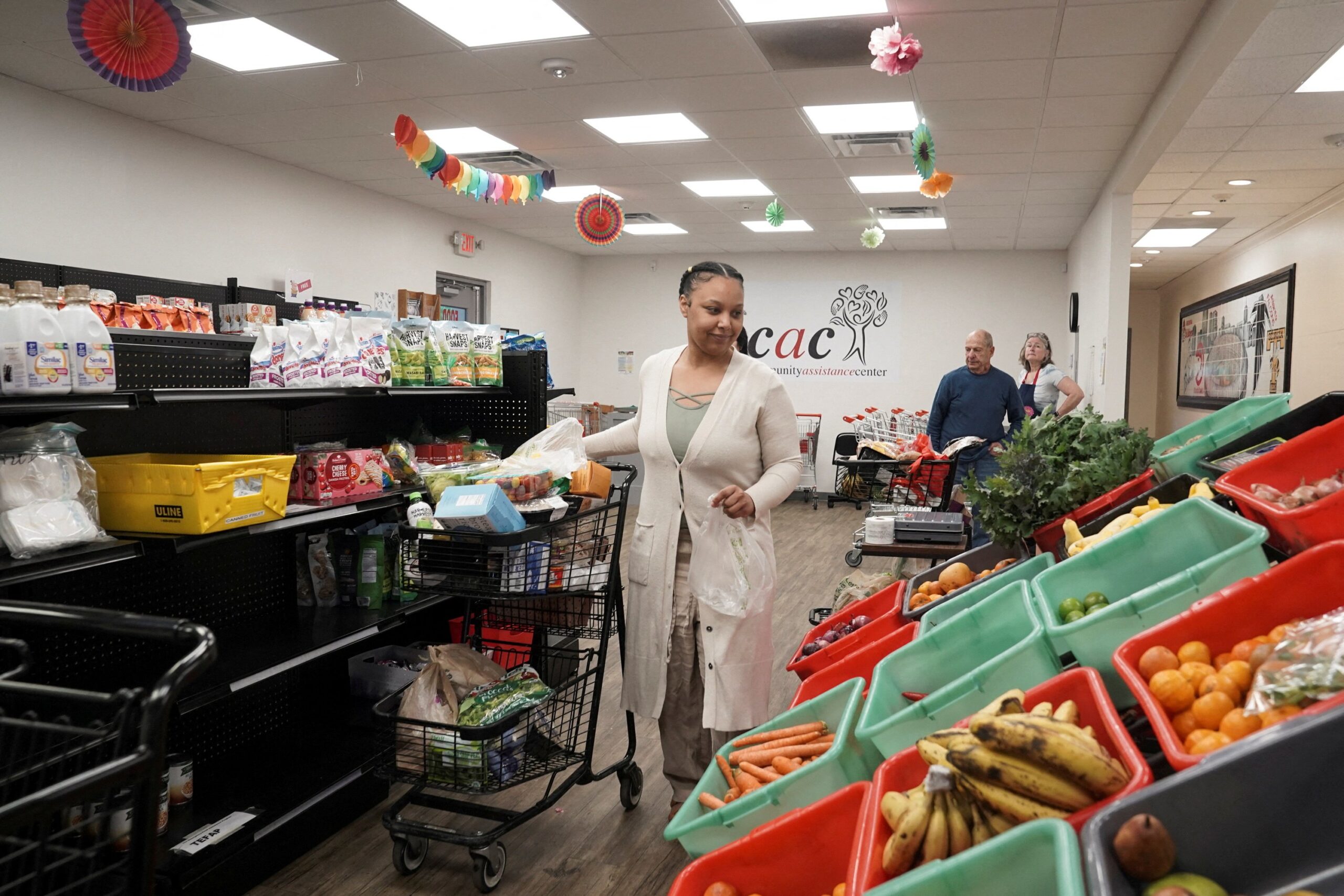 'Greedflation'? Economic experts debate whether profit or policy is now ...