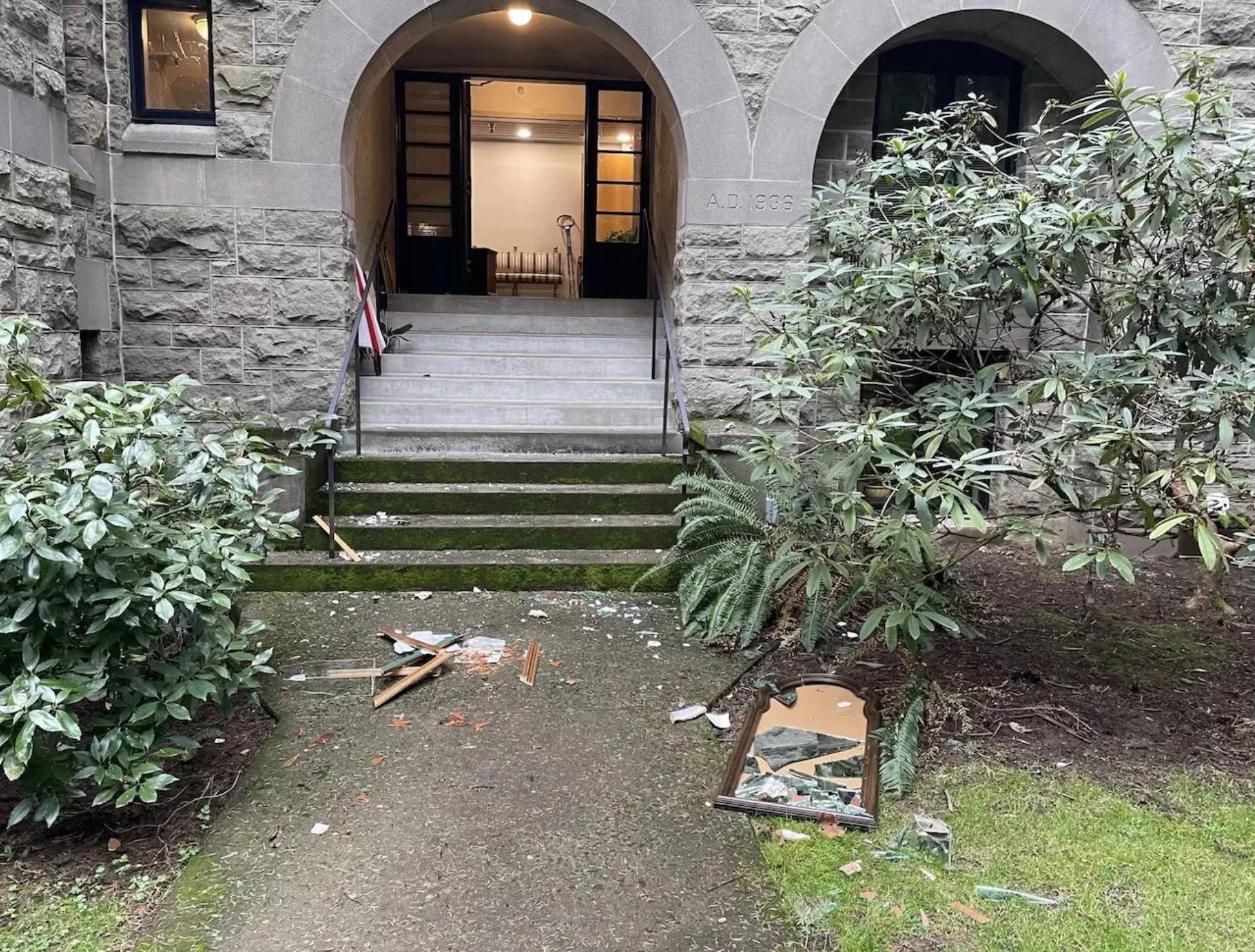Priest narrowly escapes attack damaging historic Oregon Catholic shrine ...