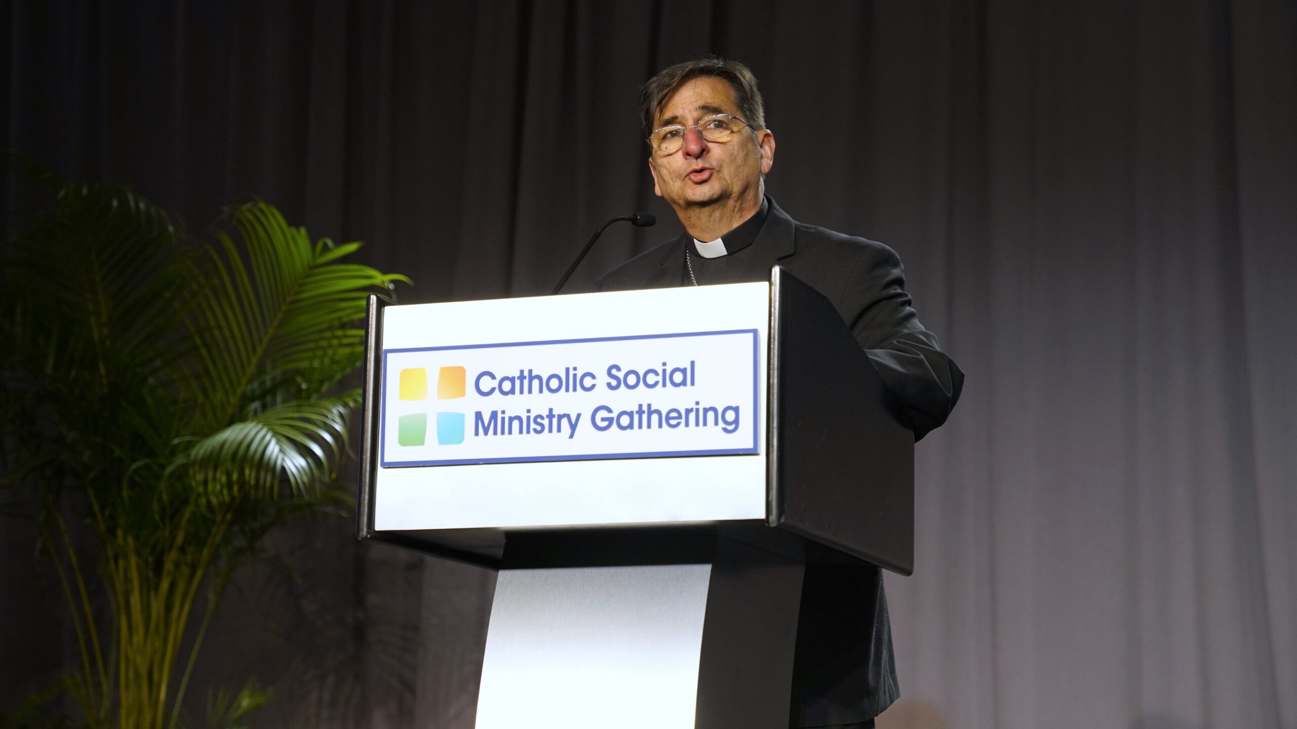 US bishop pleads for human solidarity with 'discarded' migrants ...