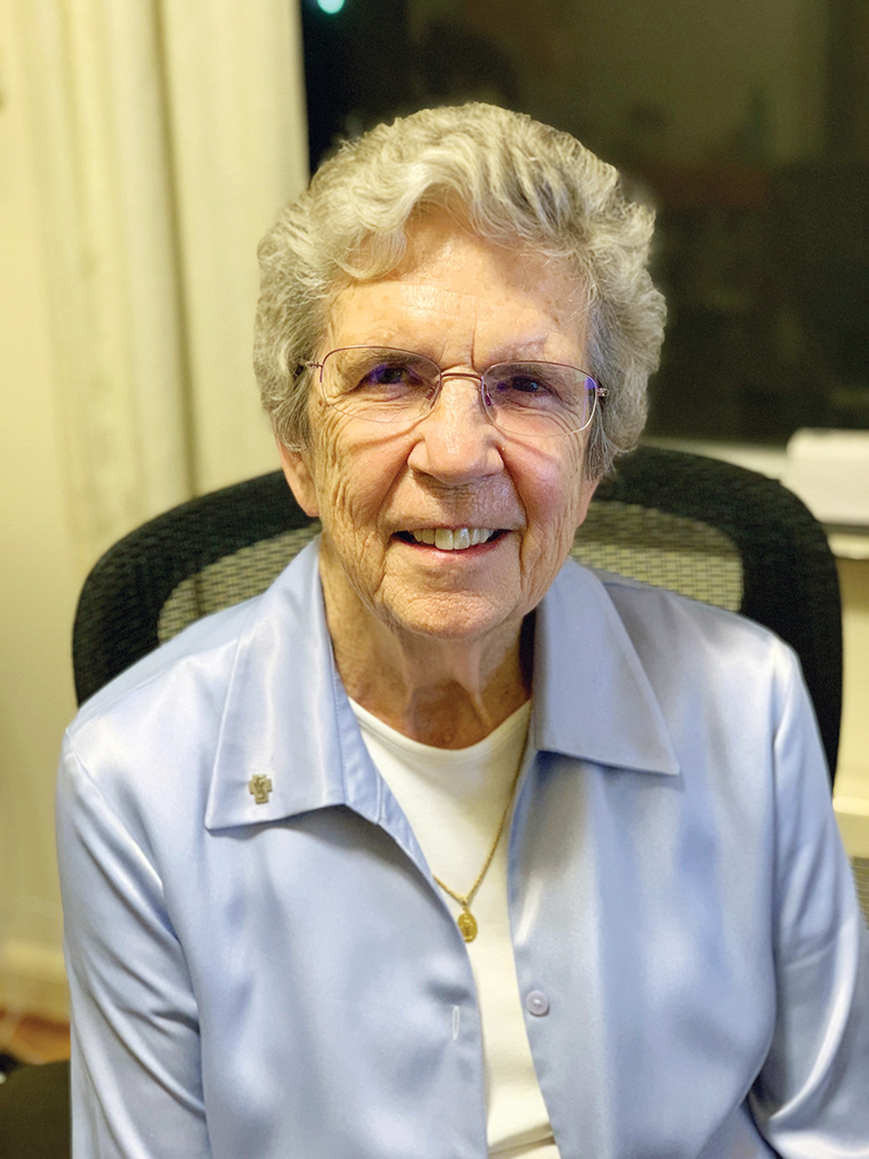 Women religious make history - The Leaven Catholic Newspaper