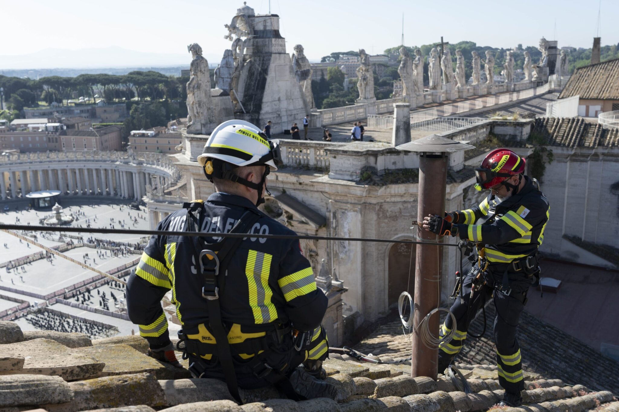 Creation, Last Judgment, stoves: Workers ready Sistine Chapel for ...