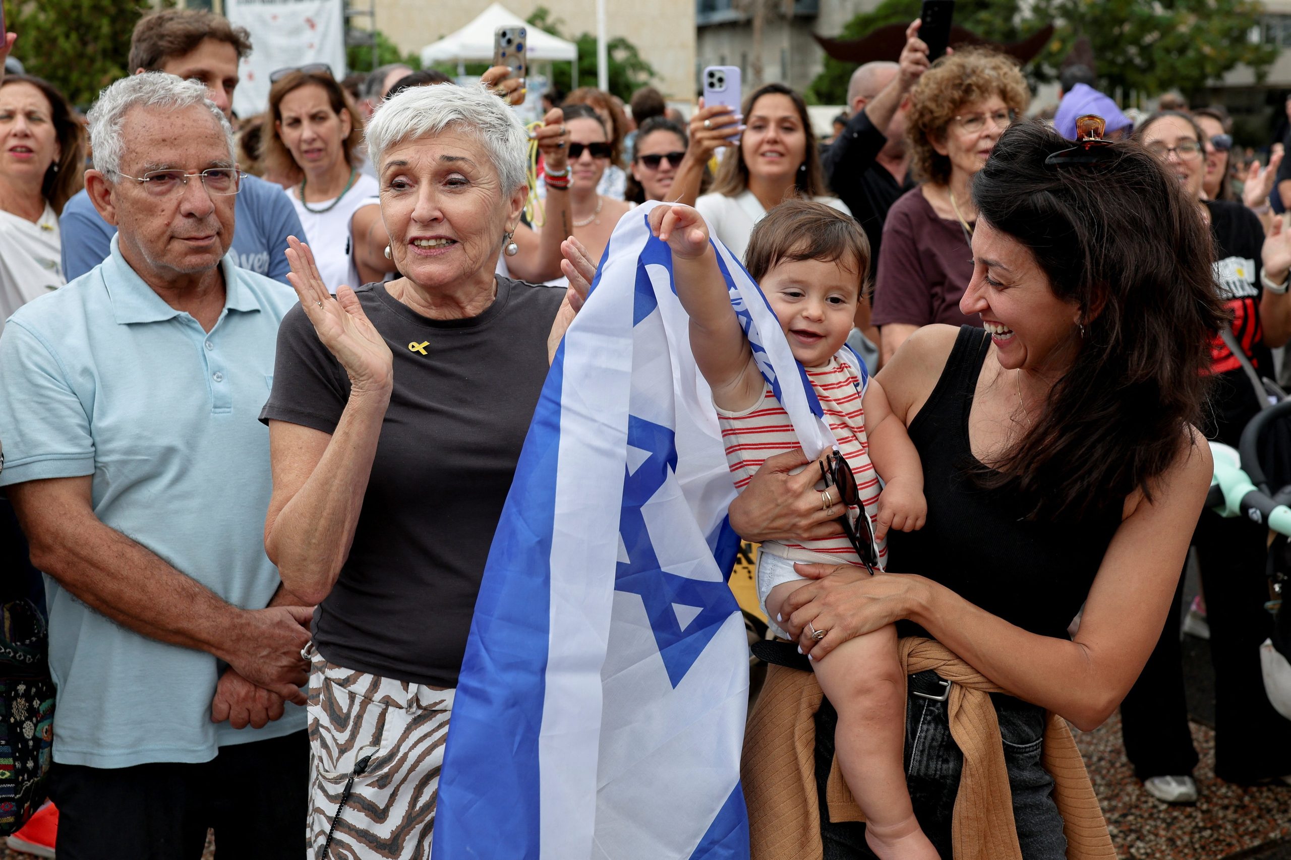 Holy Land patriarch welcomes announcement of initial peace deal 'with ...